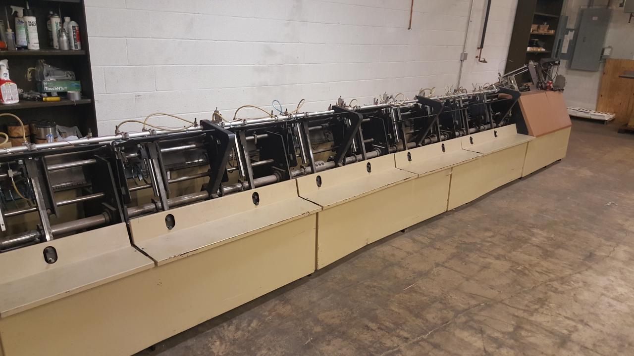Lot #49: Harris Macey OMNIBINDER 9 Pocket Collator/Stitcher with Offset ...